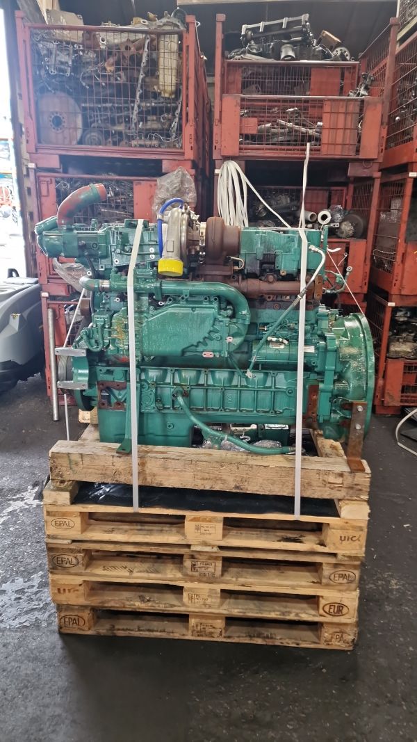 Volvo D8J Engine – In Process of Recon (Plant) - F&J Exports Limited