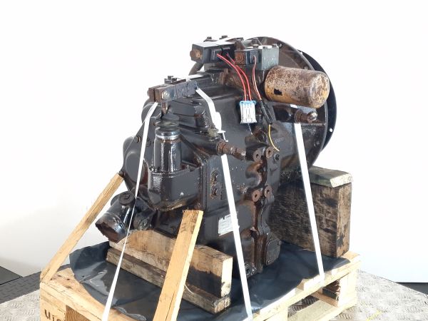 CASE TLB1 Gearbox/Torque Converter - F&J Exports Limited