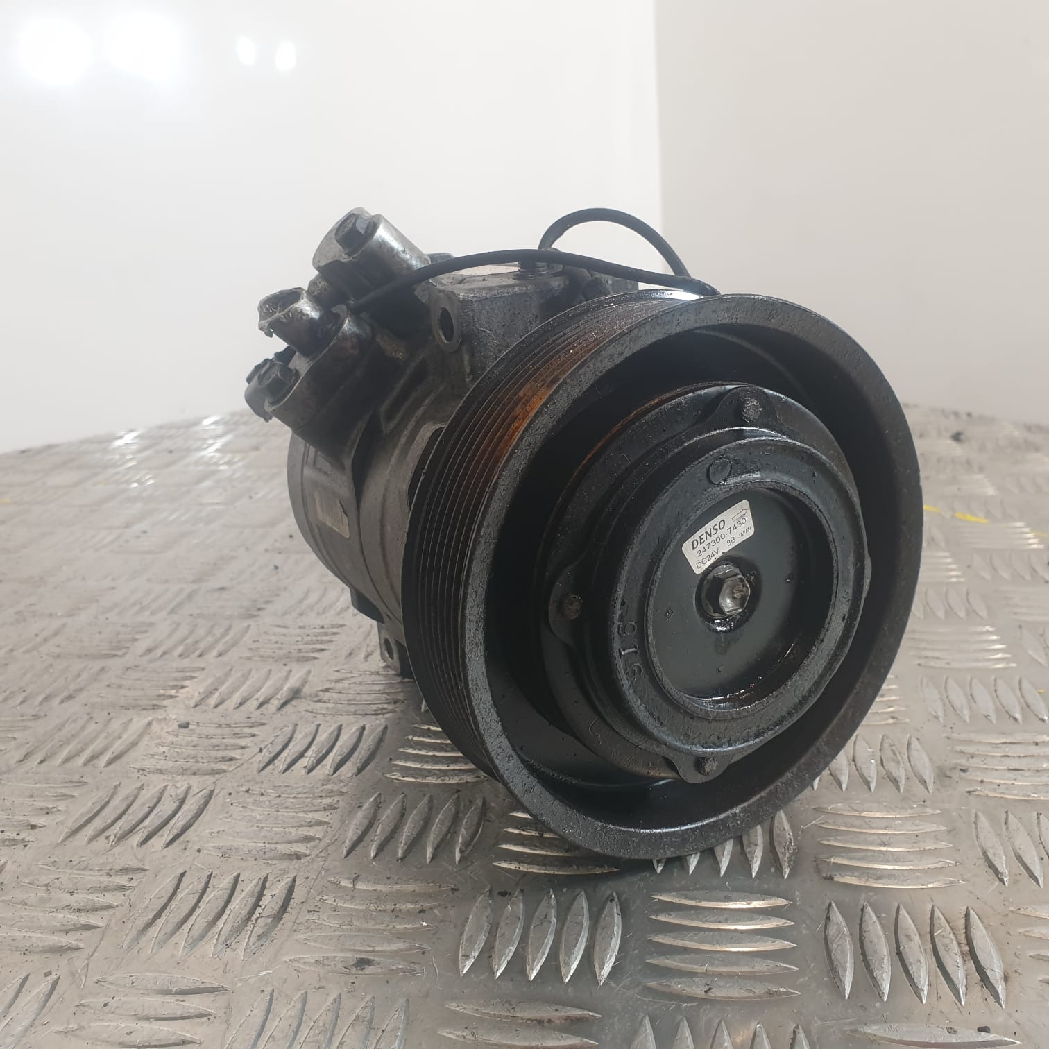 MERCEDES BENZ OM471LA MITSUBISHI 6R10 DENSO AIR CONDITIONING PUMP ...