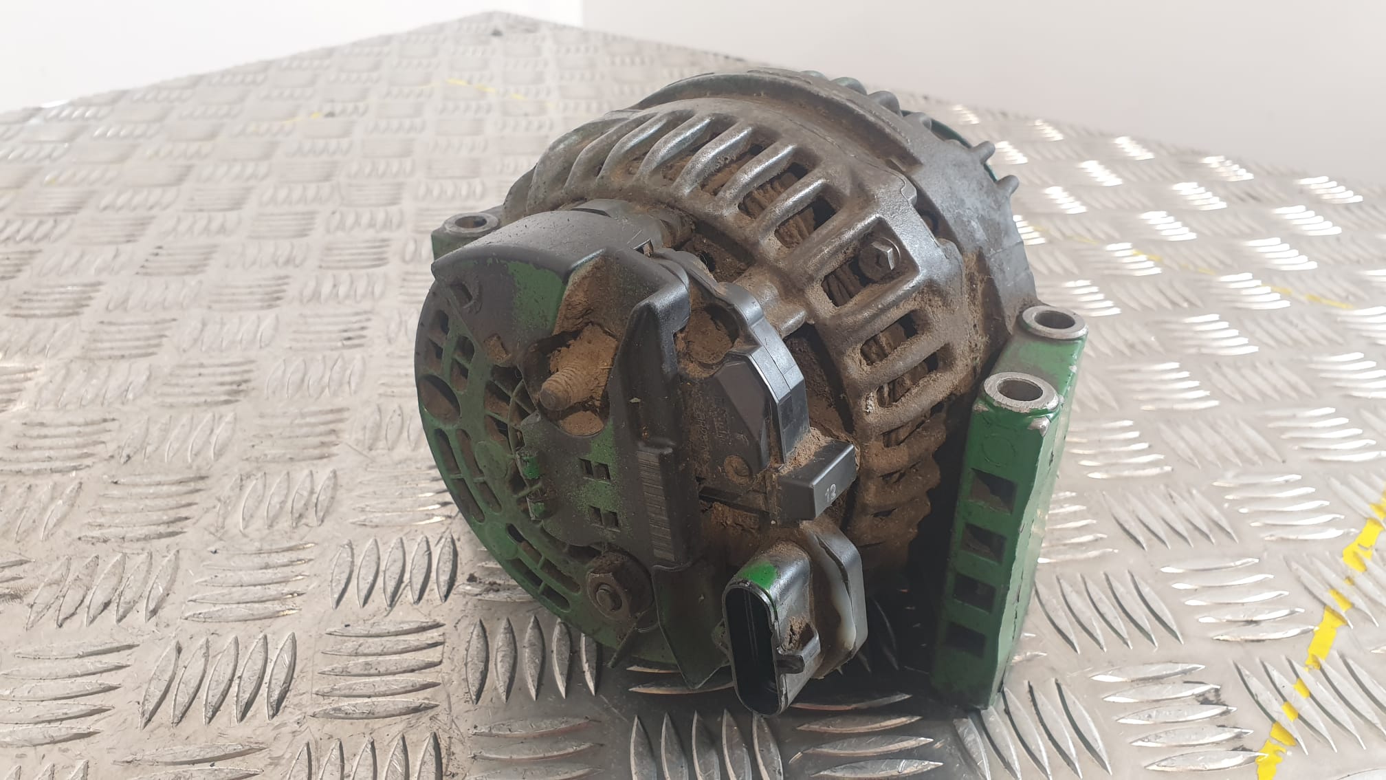 DAF 1932500 OIL COOLER EUR6 MX11 (Genuine Used OEM) - F&J Exports Limited