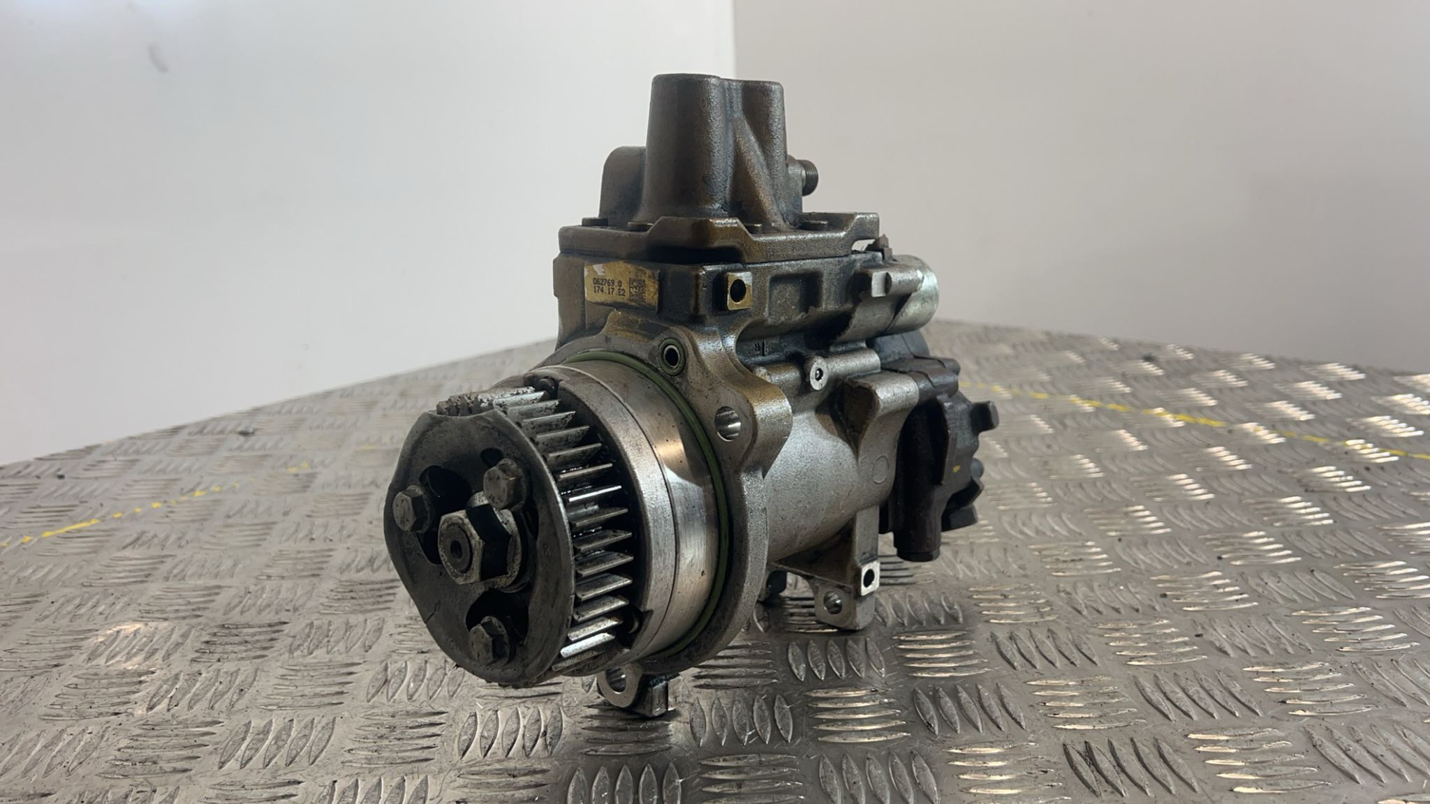 MERCEDES BENZ A9340701901 OM934LA FUEL INJECTION PUMP GENUINE OEM USED ...