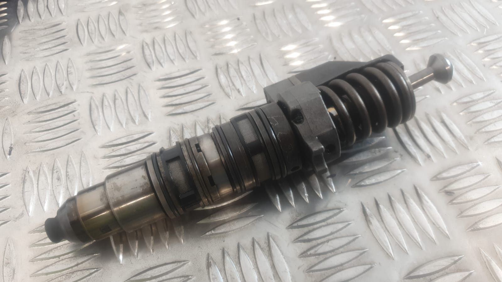 SCANIA BOSCH XPI FUEL INJECTOR 1473430 (GENUINE OEM USED) - F&J Exports ...