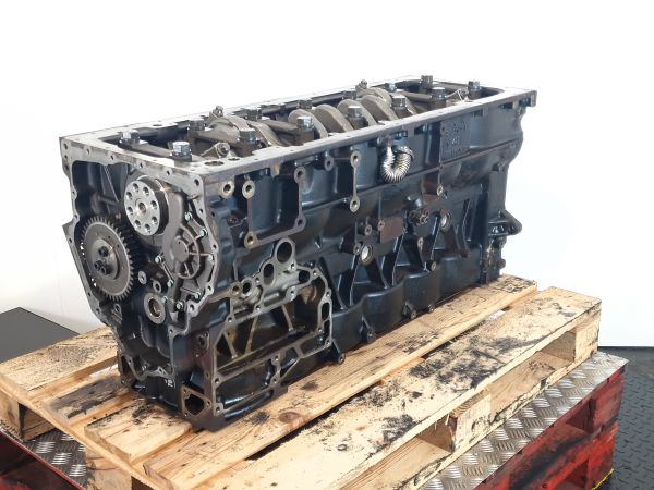 MAN D2676 LF45 Short Motor - F&J Exports Limited